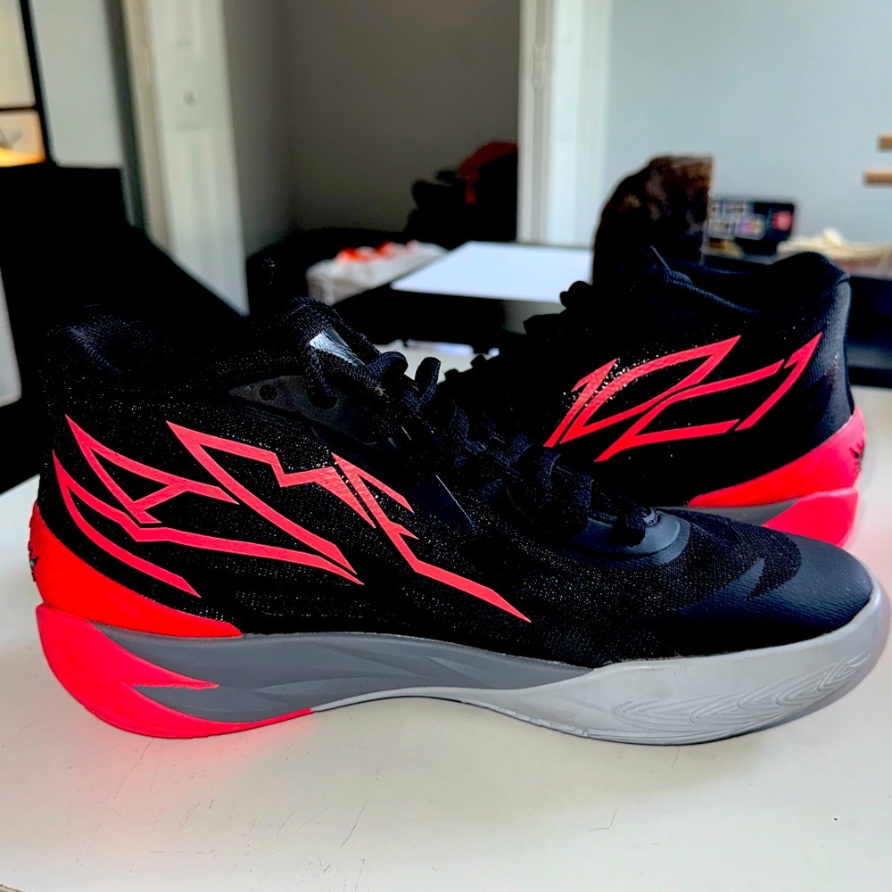 Pink & Black Lamelo Ball Shoes - Gem